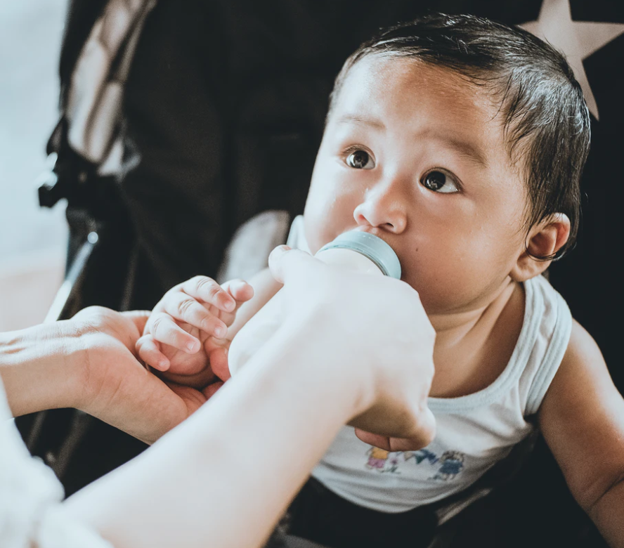 How To Properly Do A Night Feed From A Baby Sleep Expert Amodrn